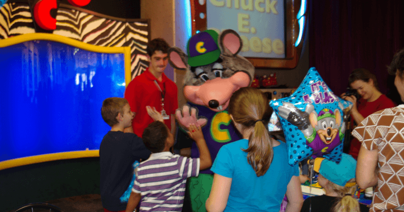Parents and Grandparents! Chuck-E-Cheese Just Changed the Game for ...