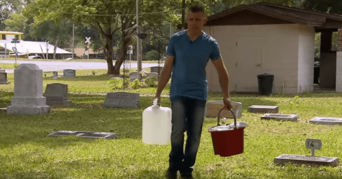 They Caught Andrew Lumish In A Graveyard With A Large Bucket But What ...