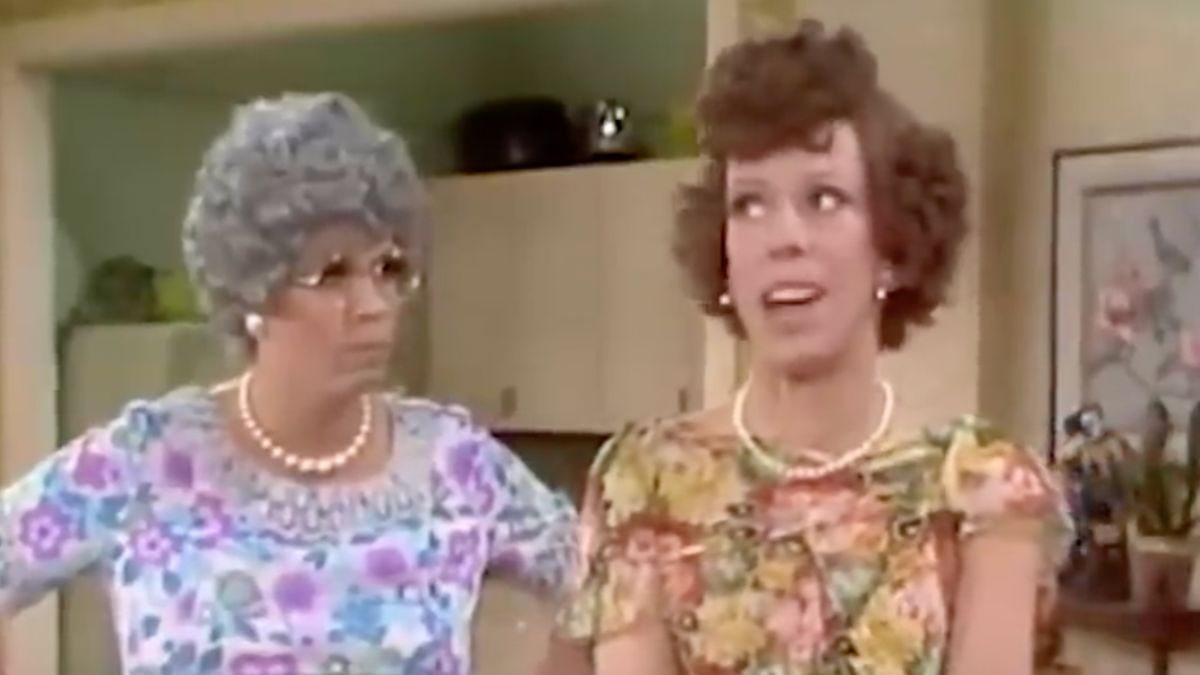 Carol Burnett Had Major Rift With 'Mama's Family' Star Vicki Lawrence ...