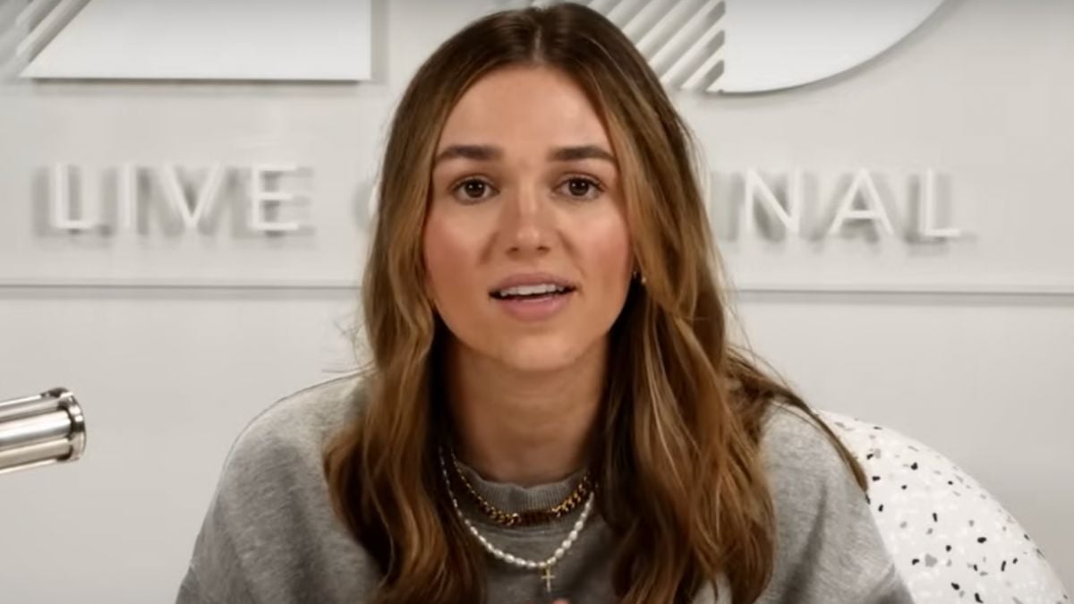 Sadie Robertson Reveals She’s Pregnant With Her 3rd Child Ahead Of ...