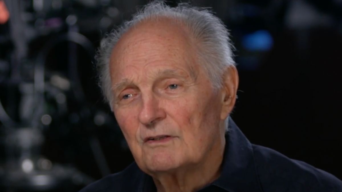Alan Alda, 89, Admits He Didn't Recognize His Own Daughter Amidst ...